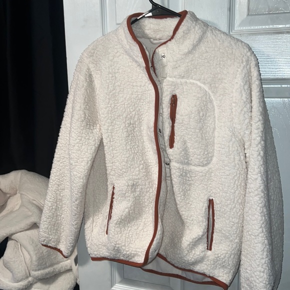 Universal Thread | Sweaters | Women Cozy Sherpa | Poshmark